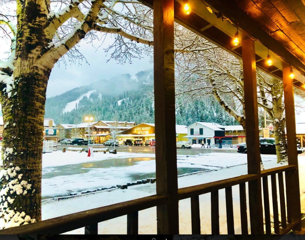 Pioneer Lodge 3 | Red River, NM Lodging