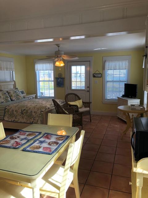 Little Bay Club in Rockport, Texas - Cottage Accommodations