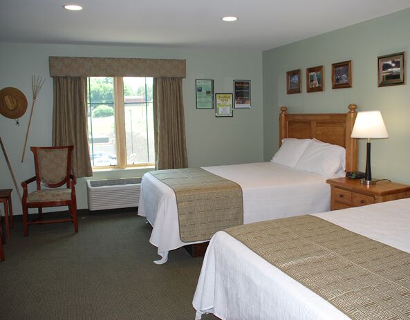 Hotel Floyd in Floyd, Virginia - Sustain Floyd Room - 2 Queen Beds - 209