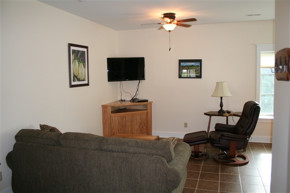 Hotel Floyd in Floyd, Virginia - 1 BR Suite with King bed - 402