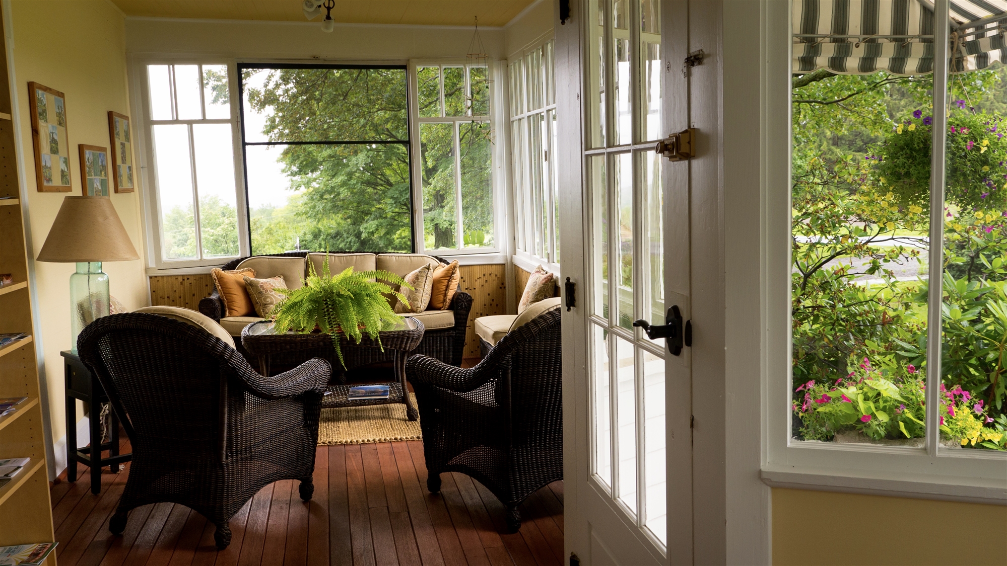 Enfield Manor Bed and Breakfast - Accomodations