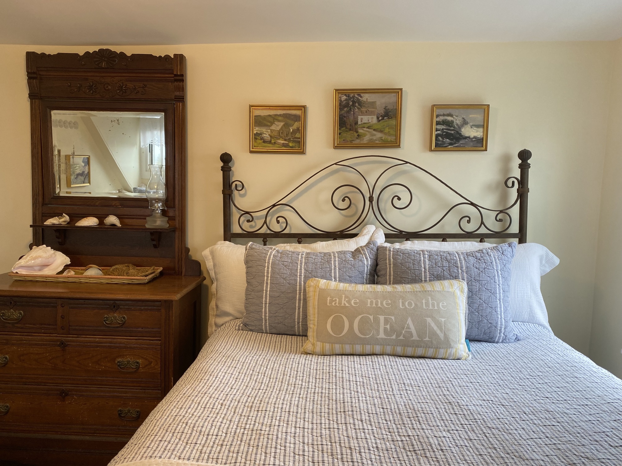 Seaside Inn and Barn Cafe/ Ocean House Hotel in Port Clyde, Maine - 17 ...