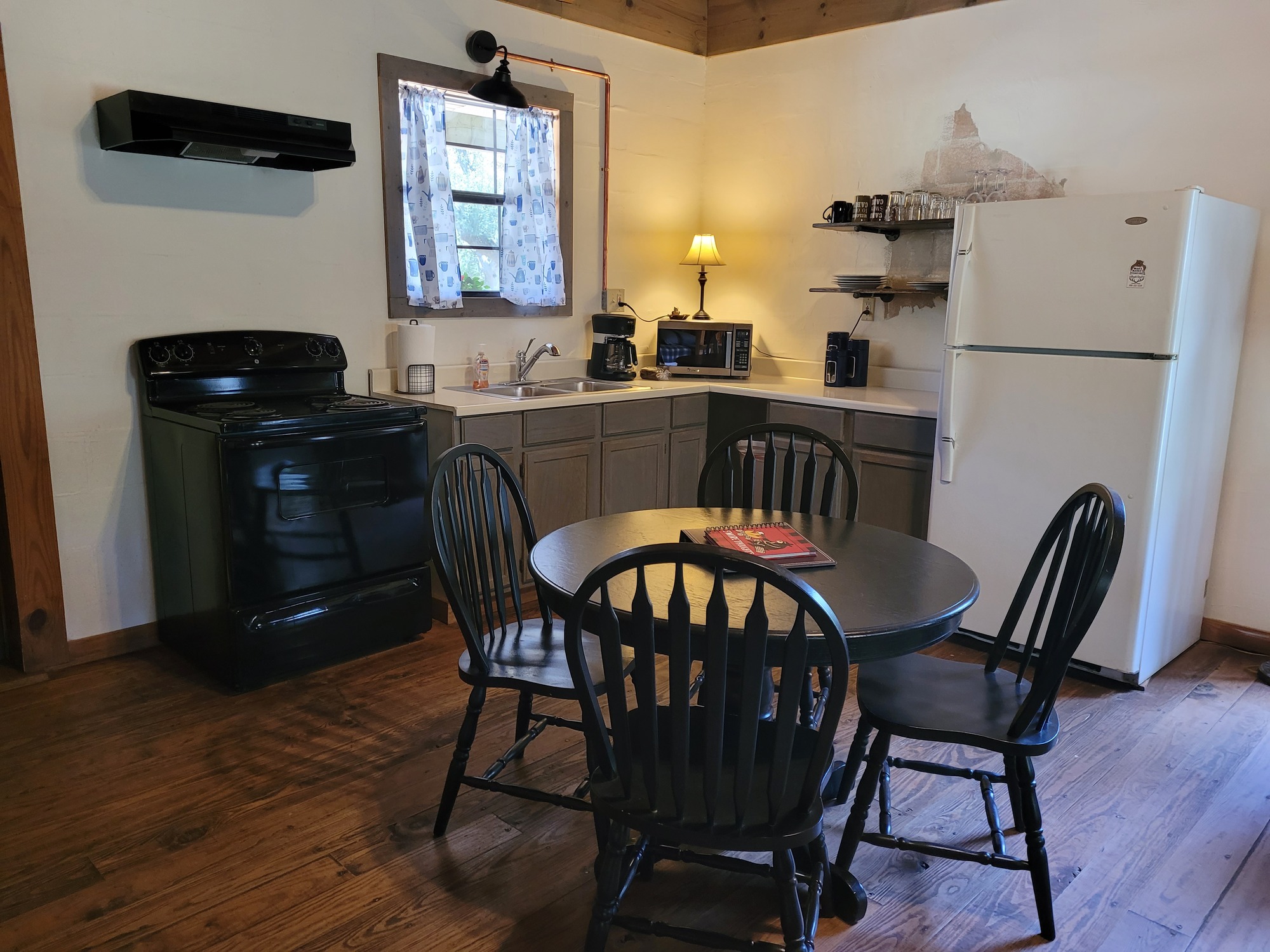 The Lodges at Lost Maples in Vanderpool, Texas - Red Rooster House