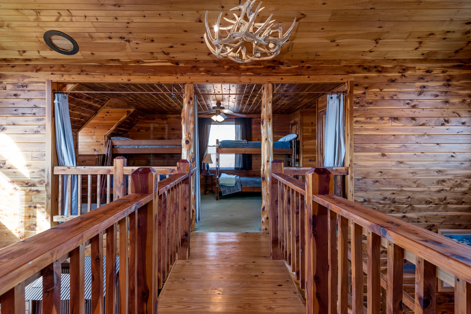 Ozk Cabins in Ponca, Arkansas - Lodge at OZK Ranch