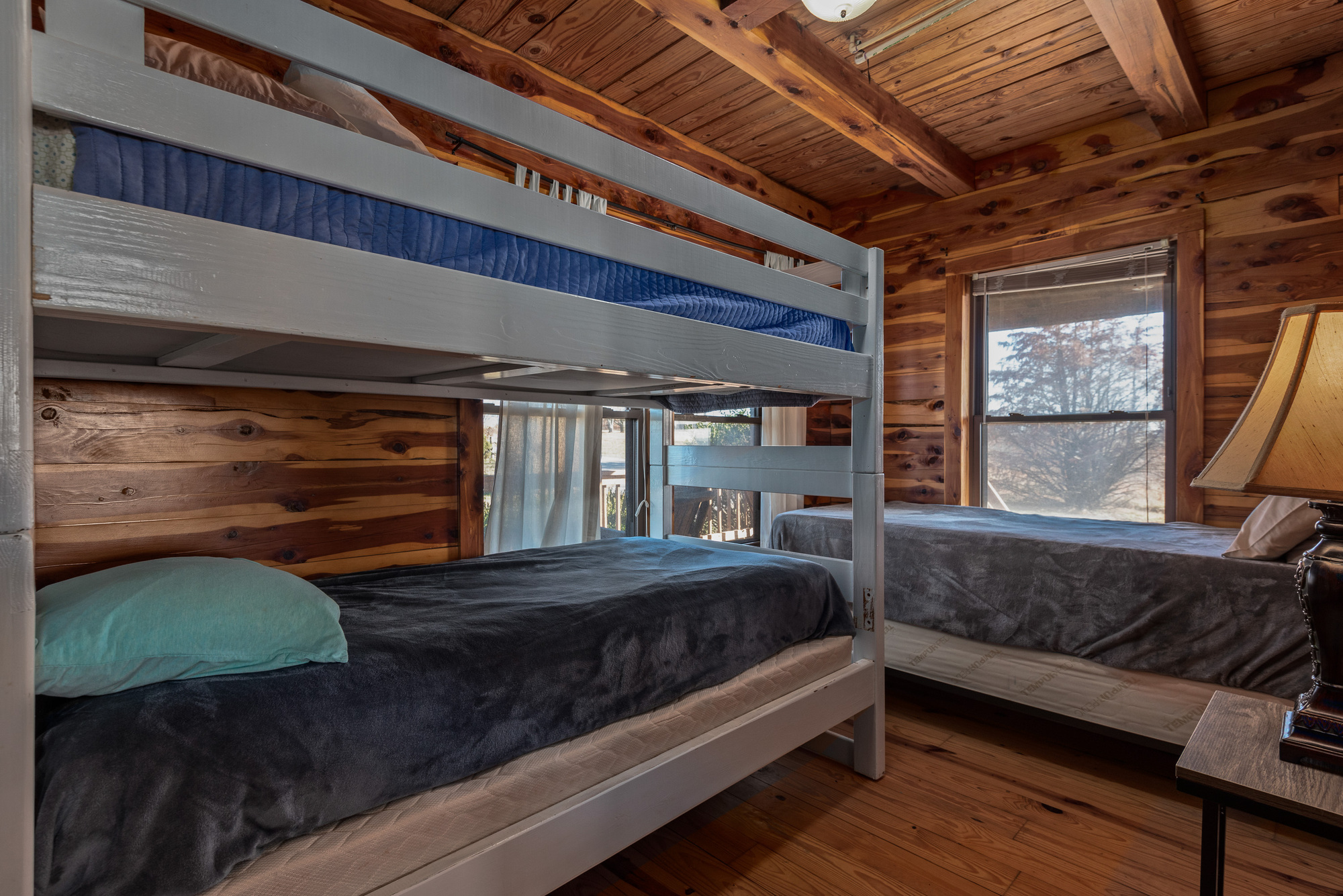 Ozk Cabins in Ponca, Arkansas - Lodge at OZK Ranch