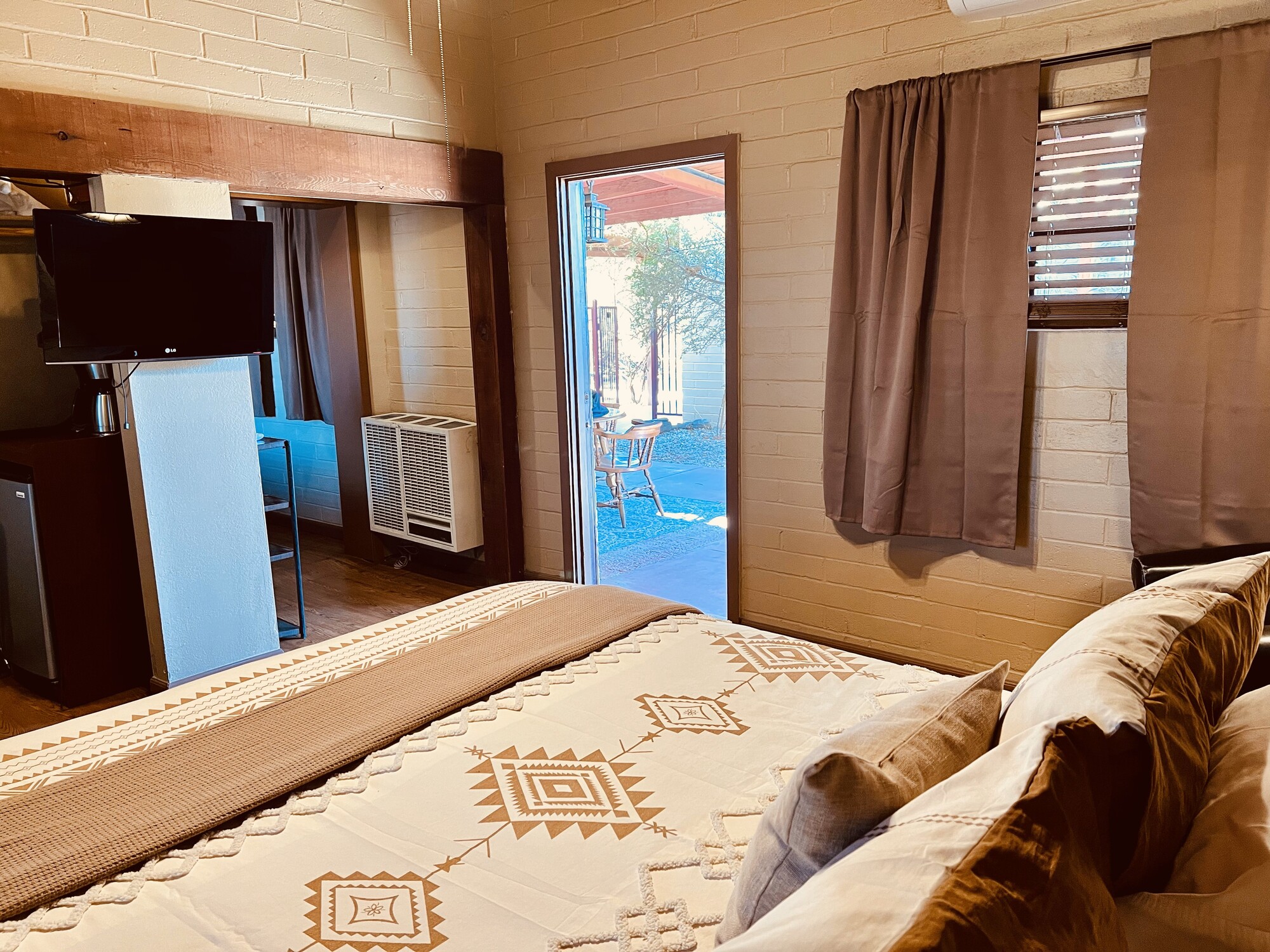 The Joshua Tree Inn In Joshua Tree, CA | Rooms and Rates