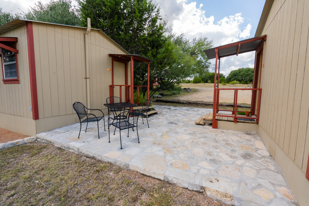 X Bar Ranch Nature Retreat in Eldorado, TX - Cabin 2: La Frontera