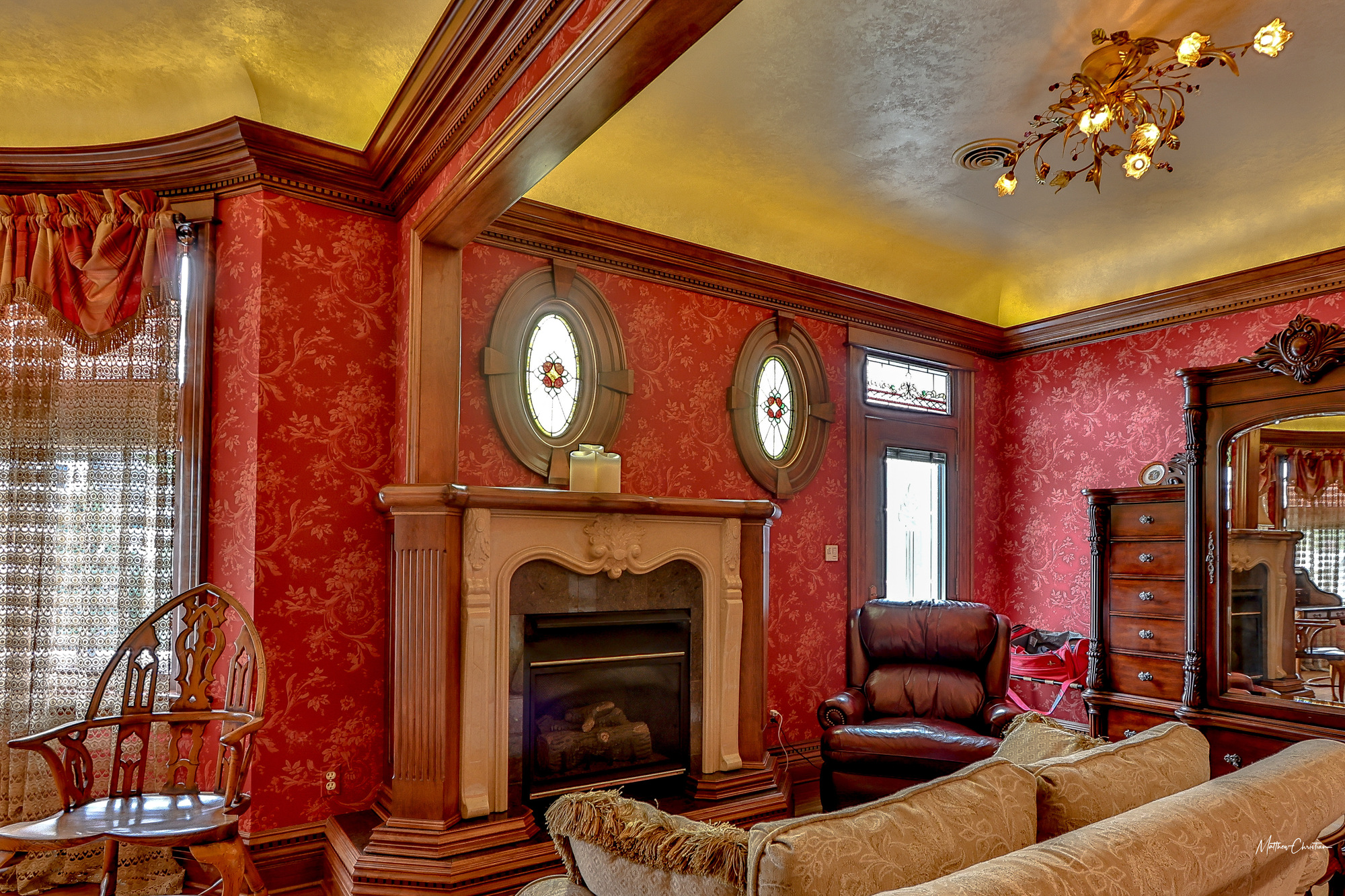 Sebring Mansion Inn and Spa in Sebring, Ohio - Sebring Suite