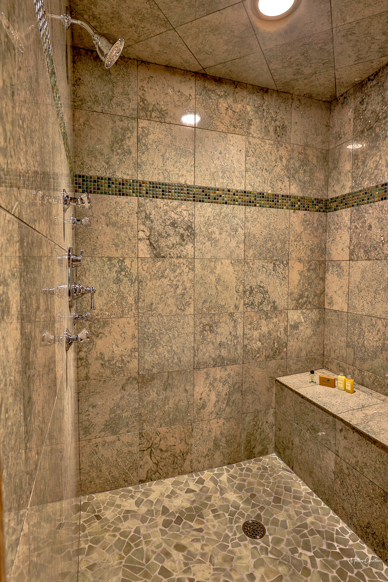 Sebring Mansion Inn and Spa in Sebring, Ohio - Americana Suite