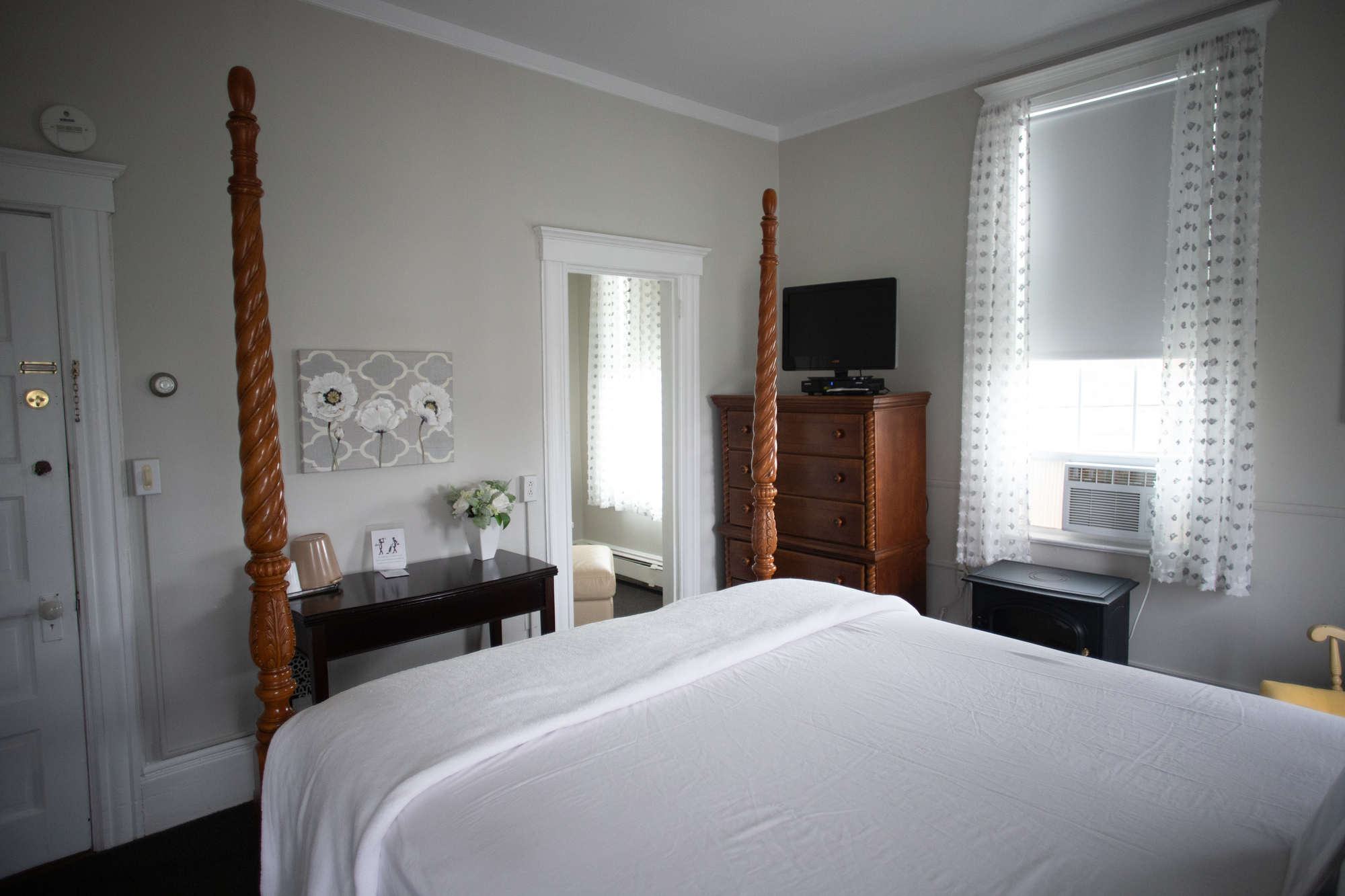 The Ocean House in Spring Lake Beach Jersey Shore, New Jersey - Rooms