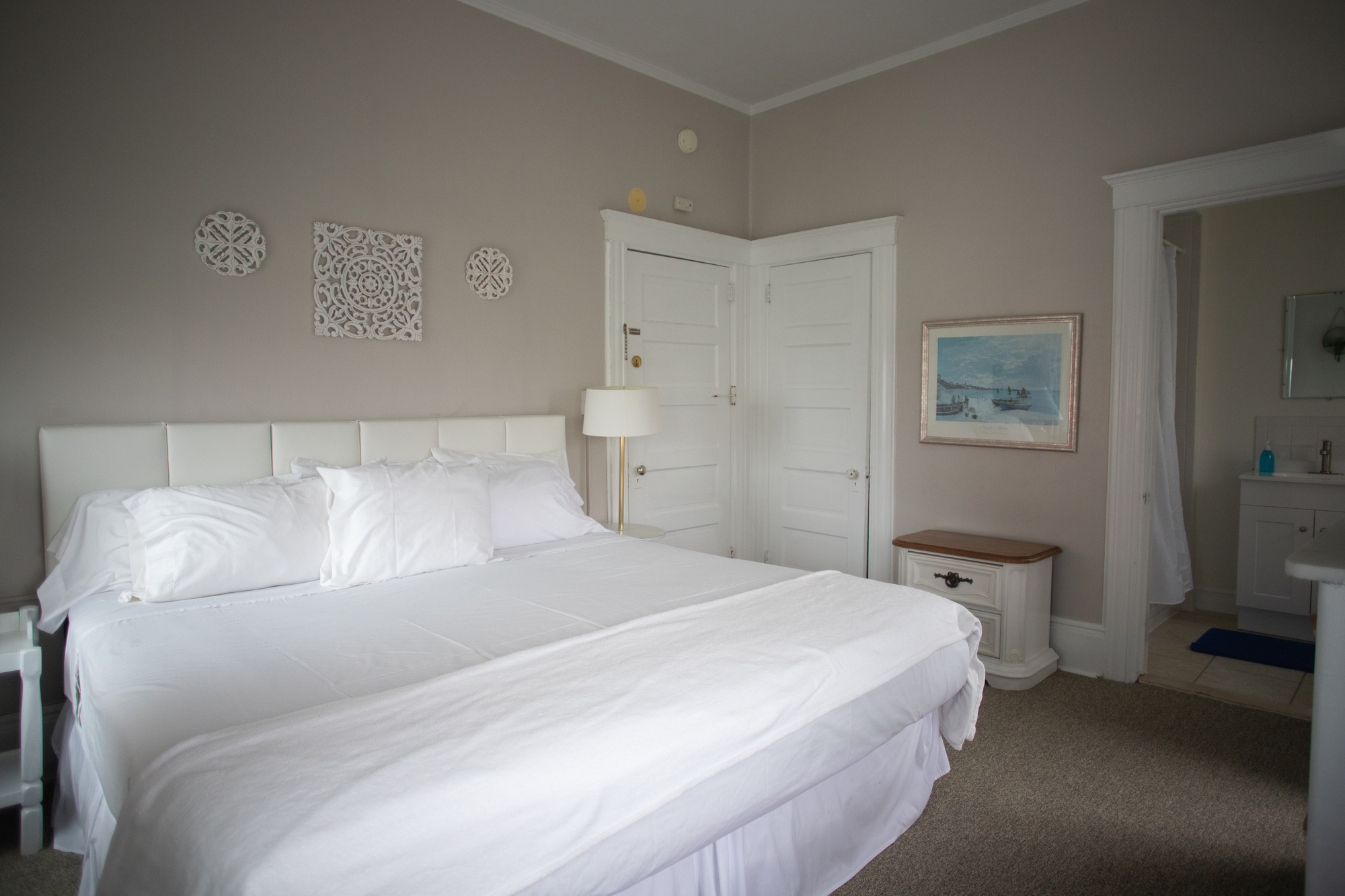 The Ocean House in Spring Lake Beach Jersey Shore, New Jersey - Rooms