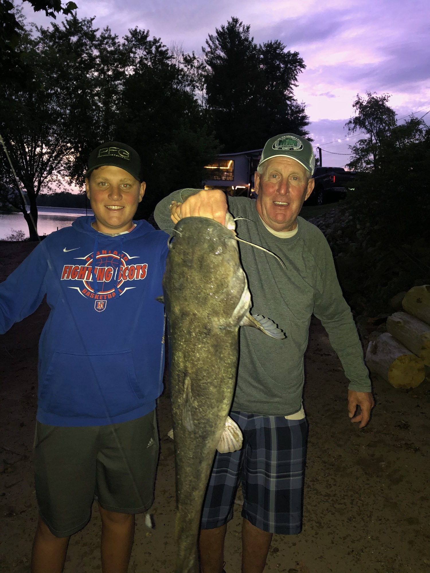 Cabin - Buell's Landing in Lowell, Ohio